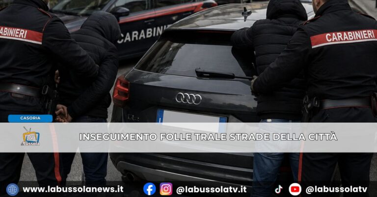 Casoria: fuga folle dai Carabinieri in auto in Audi, si barricano nel ...